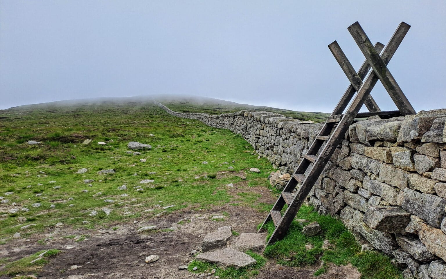 The Mourne Mountains, Northen Ireland | mytouristmaps.com